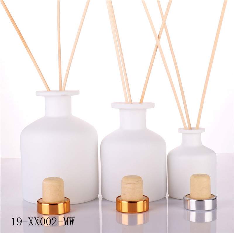 Luxury Black Diffuser Glass Bottle